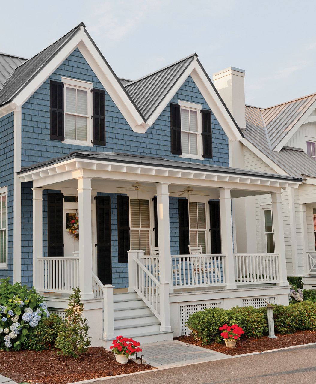 Grayne Shingle Vinyl Siding