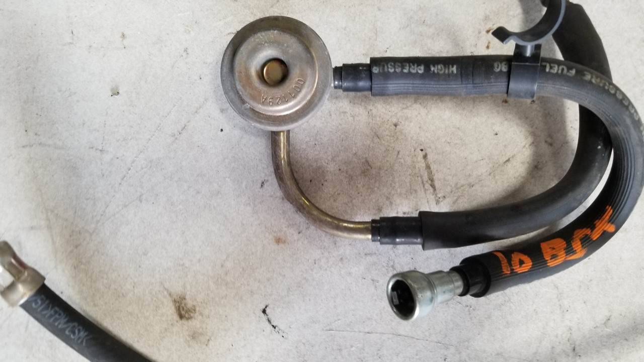 1998 99 00 01 02 2003 JAGUAR XJ8 ENGINE to Rigid Fuel Line Flexible ...