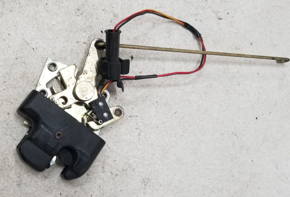1993 1994 JAGUAR XJ6 XJ12 Trunk Boot Latch Assembly