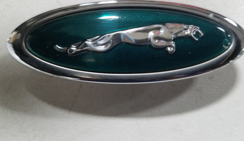 1997 to 2006 Jaguar XK8 X100 RH Right Fender Emblem Green HJA5770AA