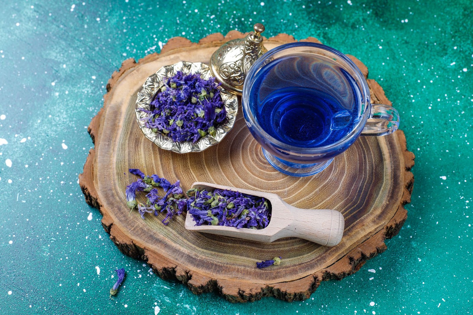 8 Health Benefits of Consuming Cornflower Tea - Nelson's Tea