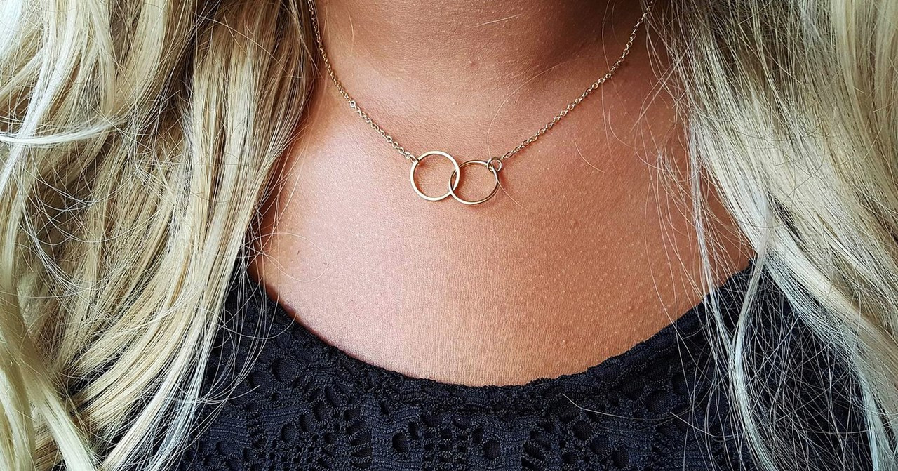Unity and Love Circle Layering Necklace :: BestNameNecklace