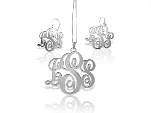 Set of Earrings and Monogram Necklace Script Style || BestNameNecklace