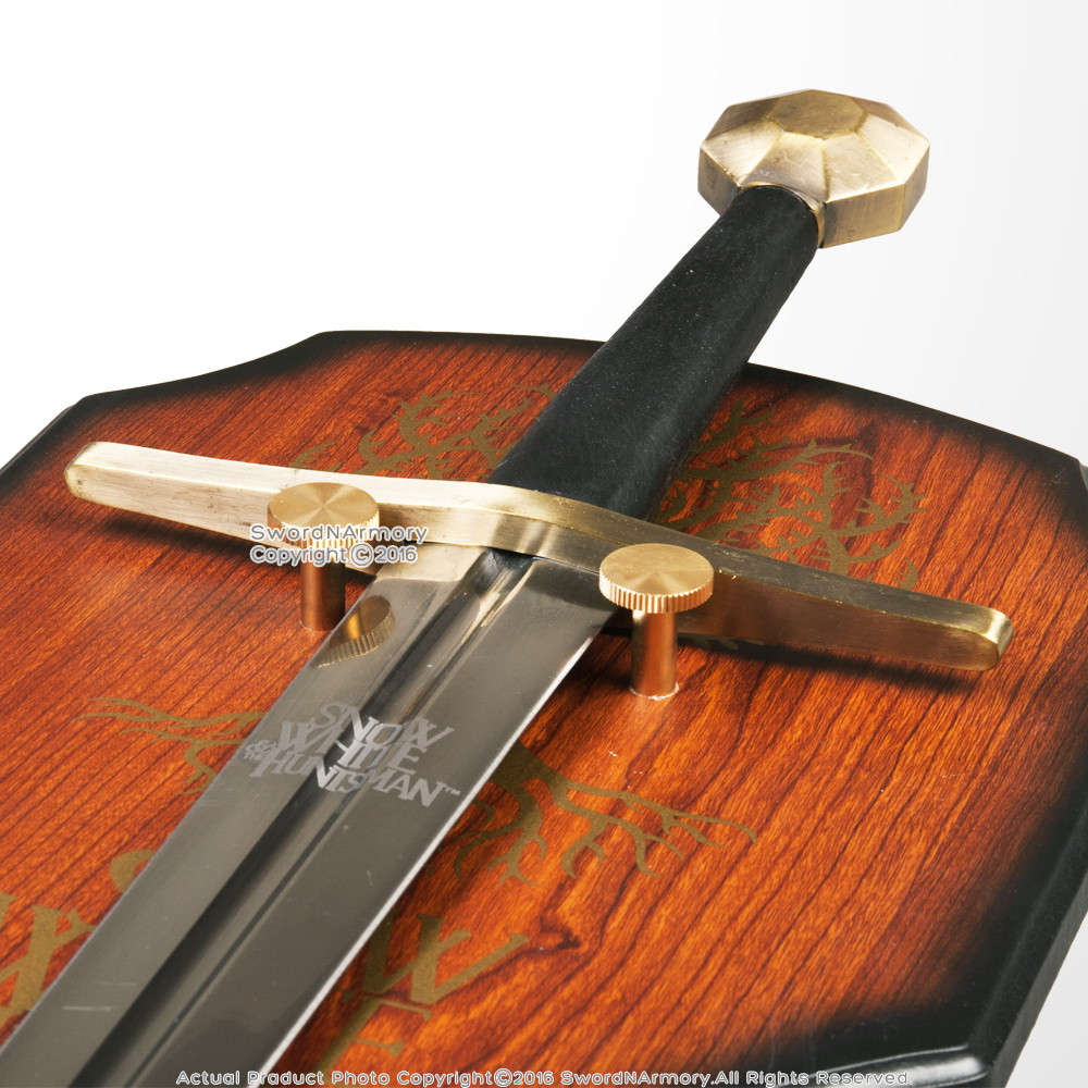 Officially Licensed Snow White and the Huntsman William Sword with Wall ...