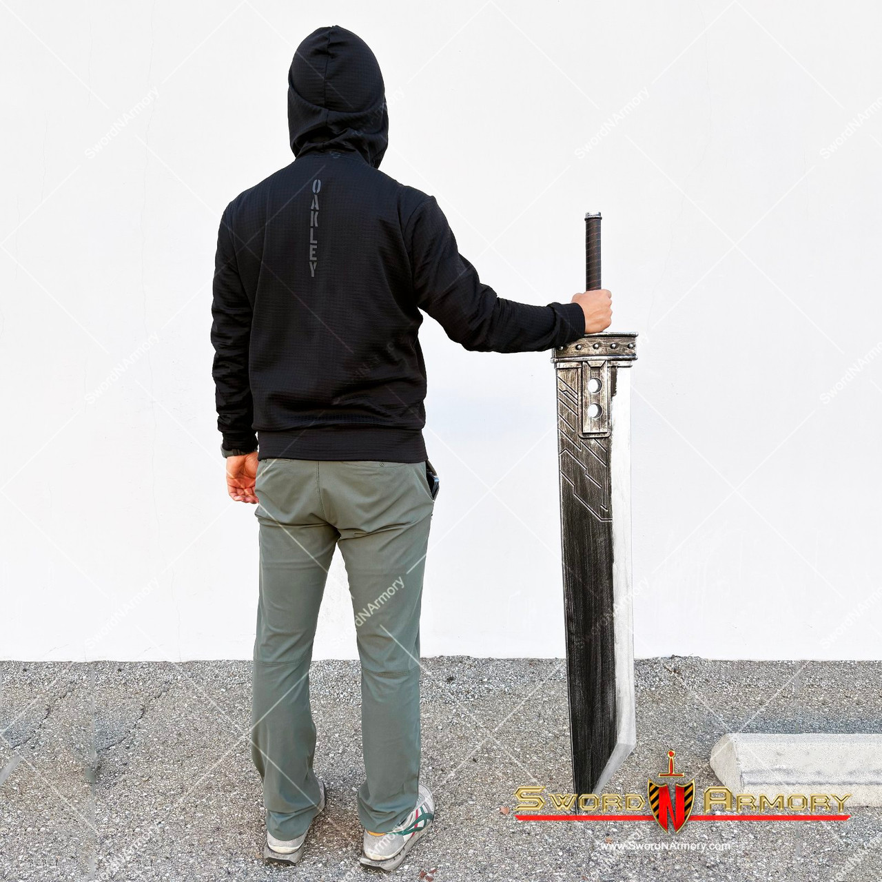 Munetoshi 56.5" Foam Fantasy Buster Sword Replica Textured Blade ...