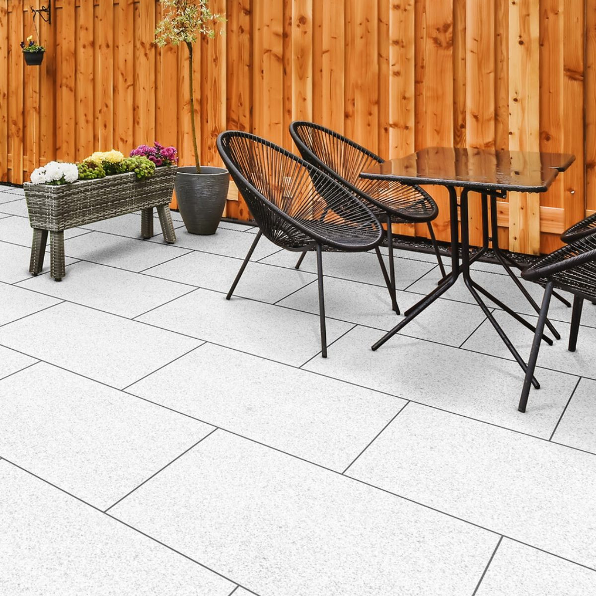 Barre White 20mm Outdoor Porcelain Tiles 60x90cm | Tile Warehouse
