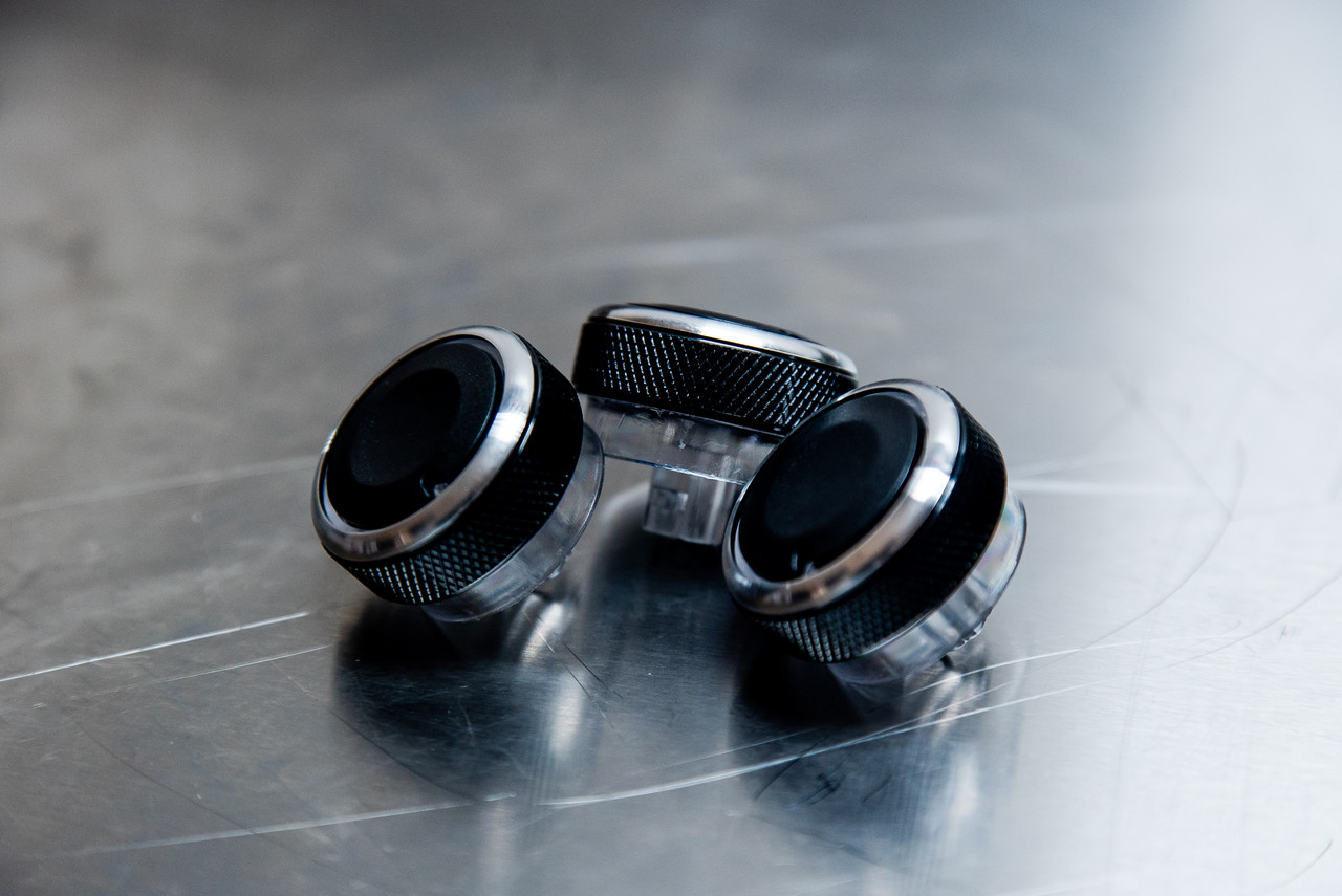 Black AC Control Knobs - Focus On Performance