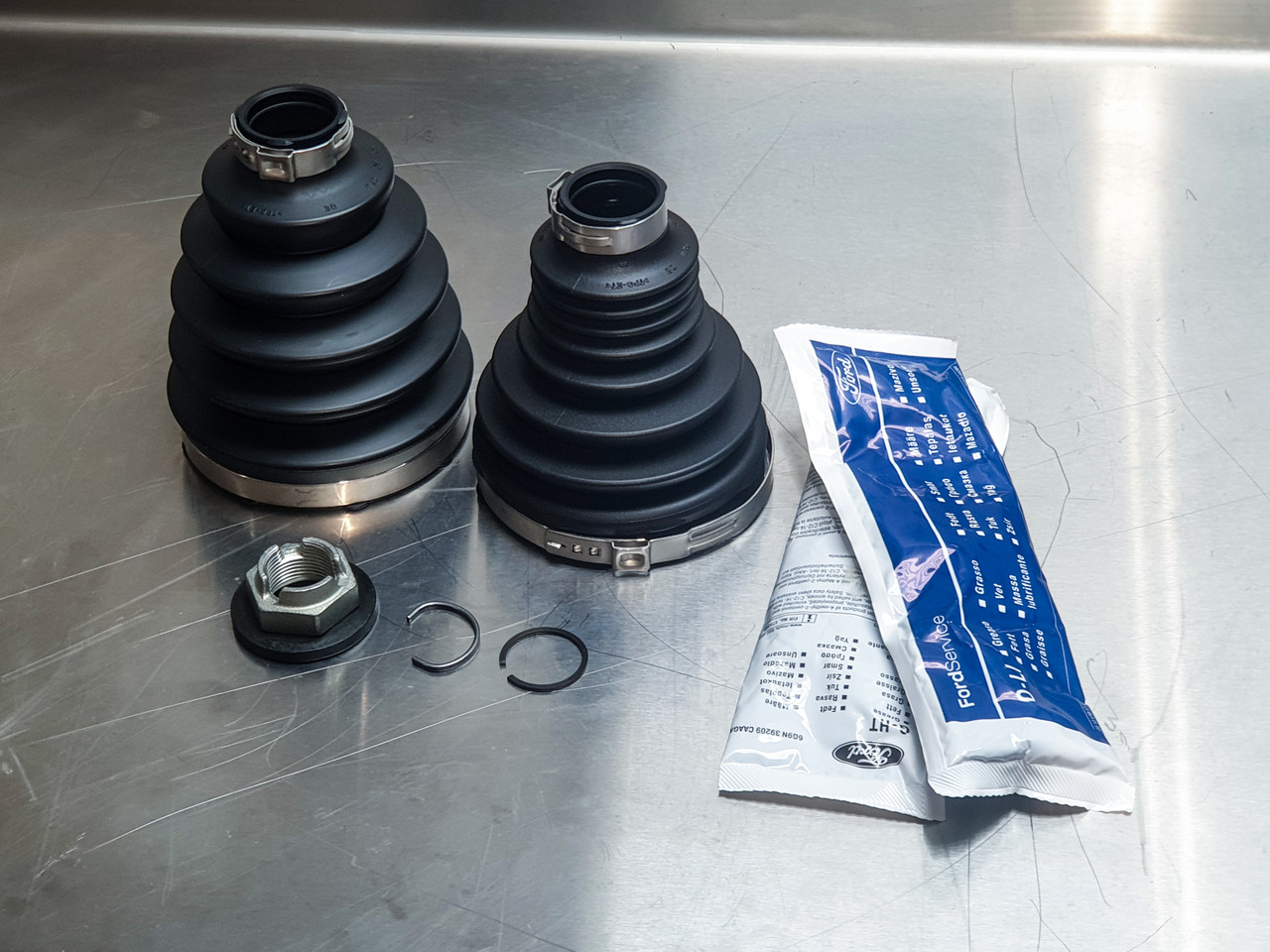 mk3 ST / RS Inner & outer CV boot kit GENUINE FORD - Focus On Performance