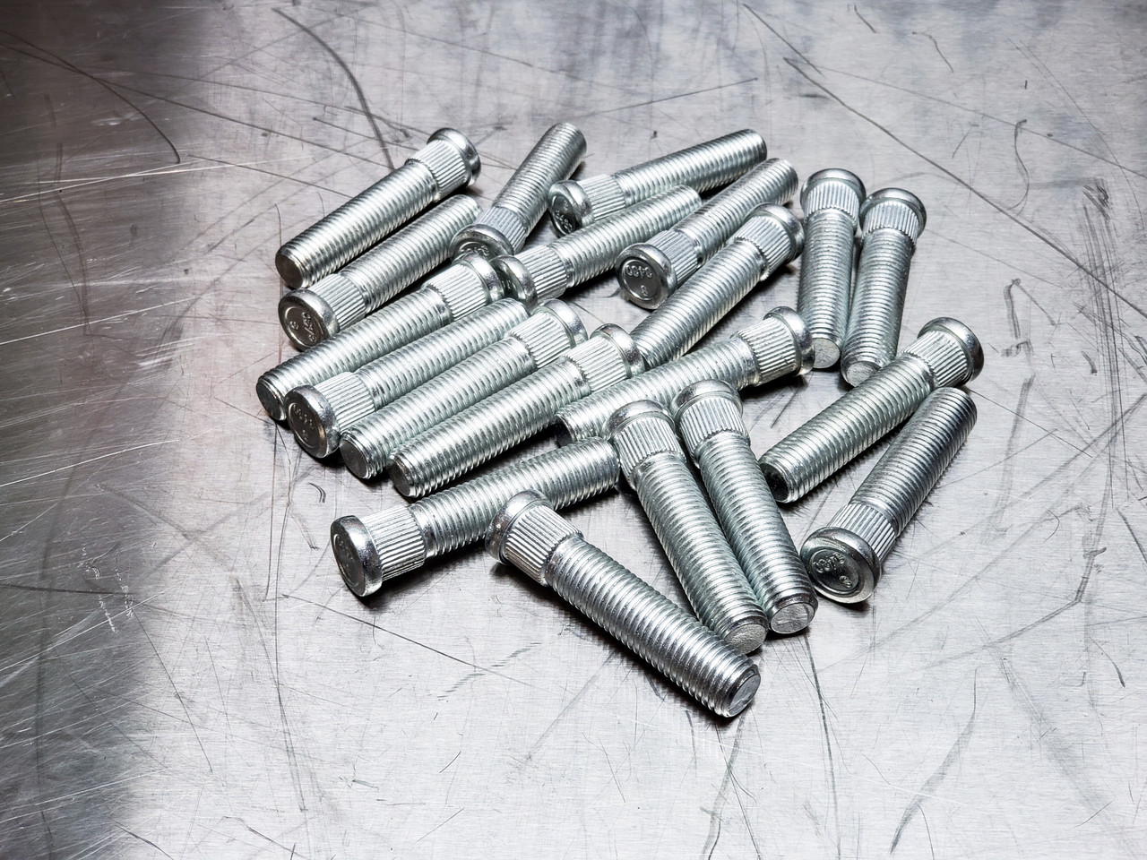 Extended Wheel Studs +10mm X20 - Focus On Performance