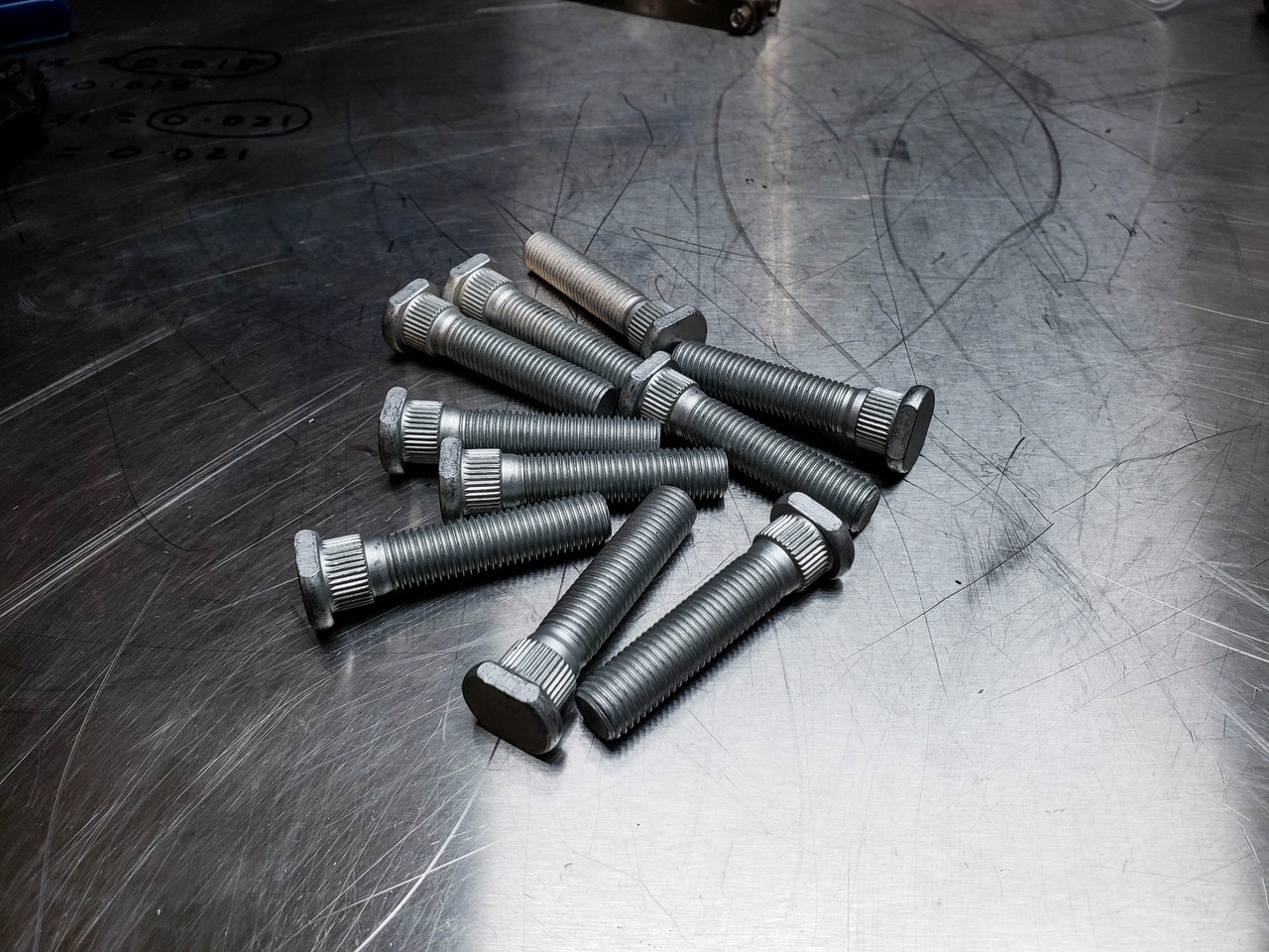 Larger Spline Extended Wheel Studs +10mm X10 - Focus On Performance