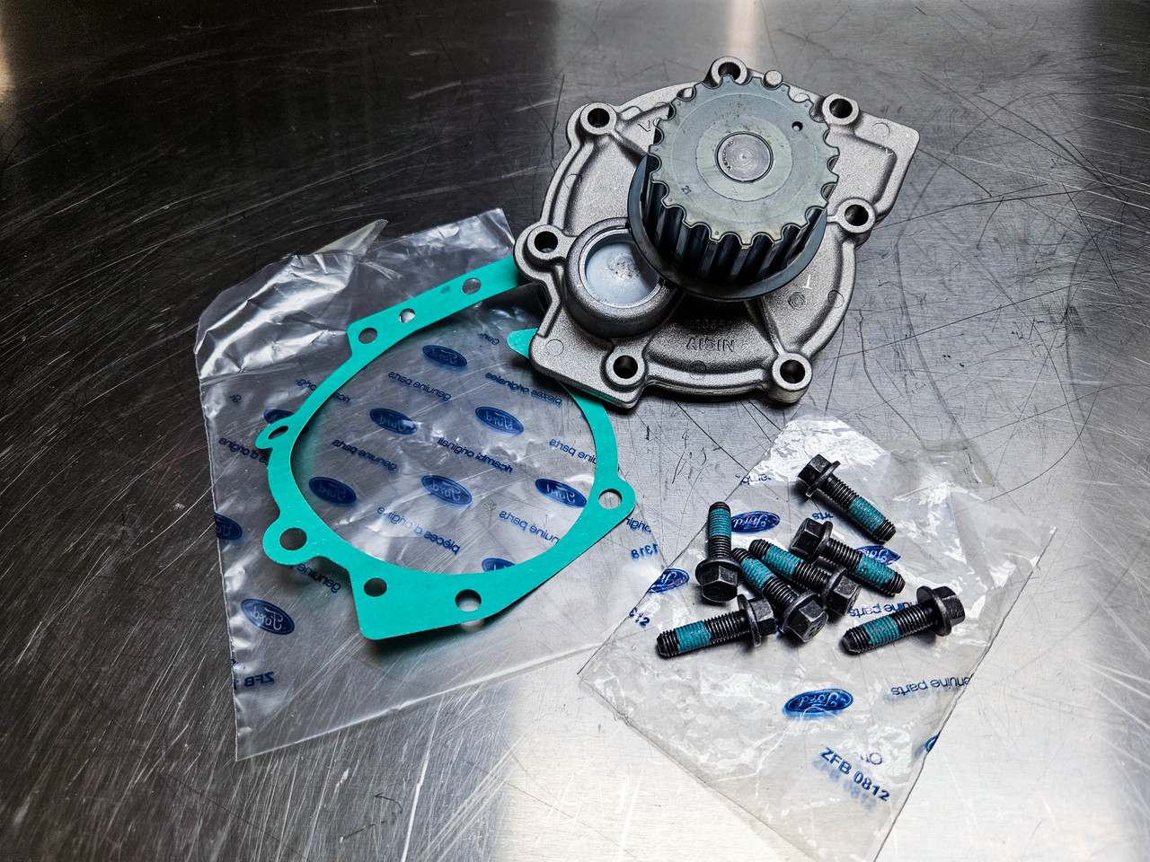 Water Pump XR5 & RS GENUINE FORD - Focus On Performance
