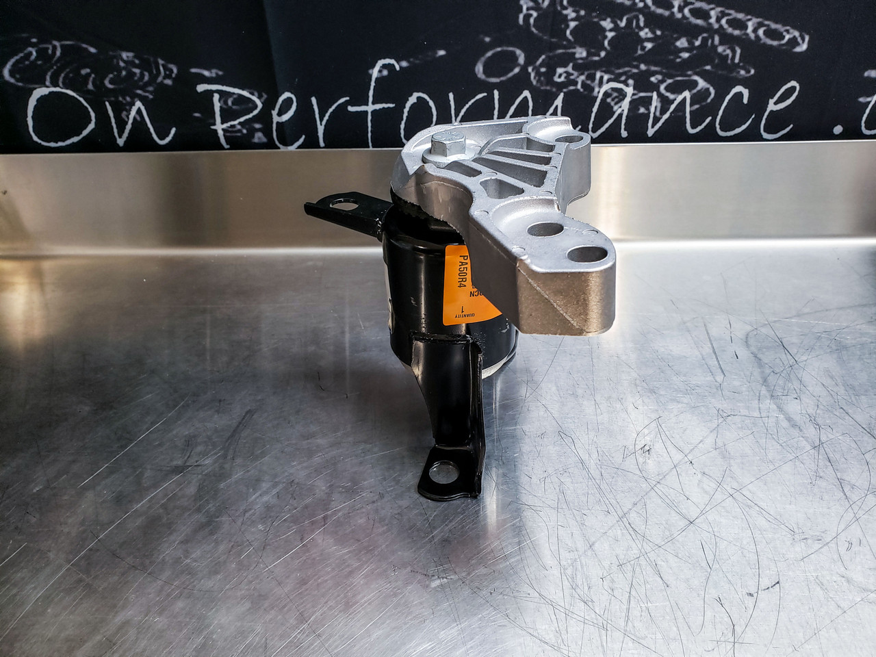 Engine mount GENUINE FORD Fiesta ST180 - Focus On Performance