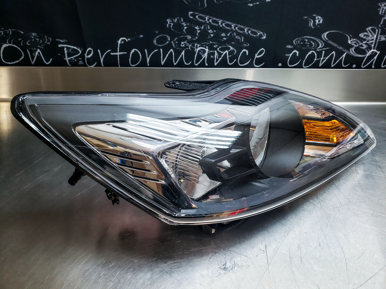 RH XR5 LV Headlight GENUINE FORD - Focus On Performance