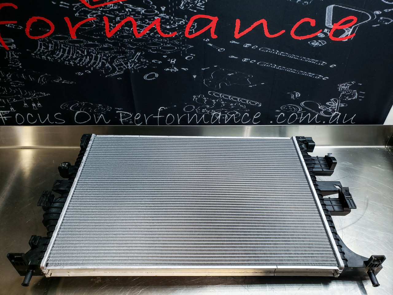 Radiator Focus RS mk3 - Focus On Performance