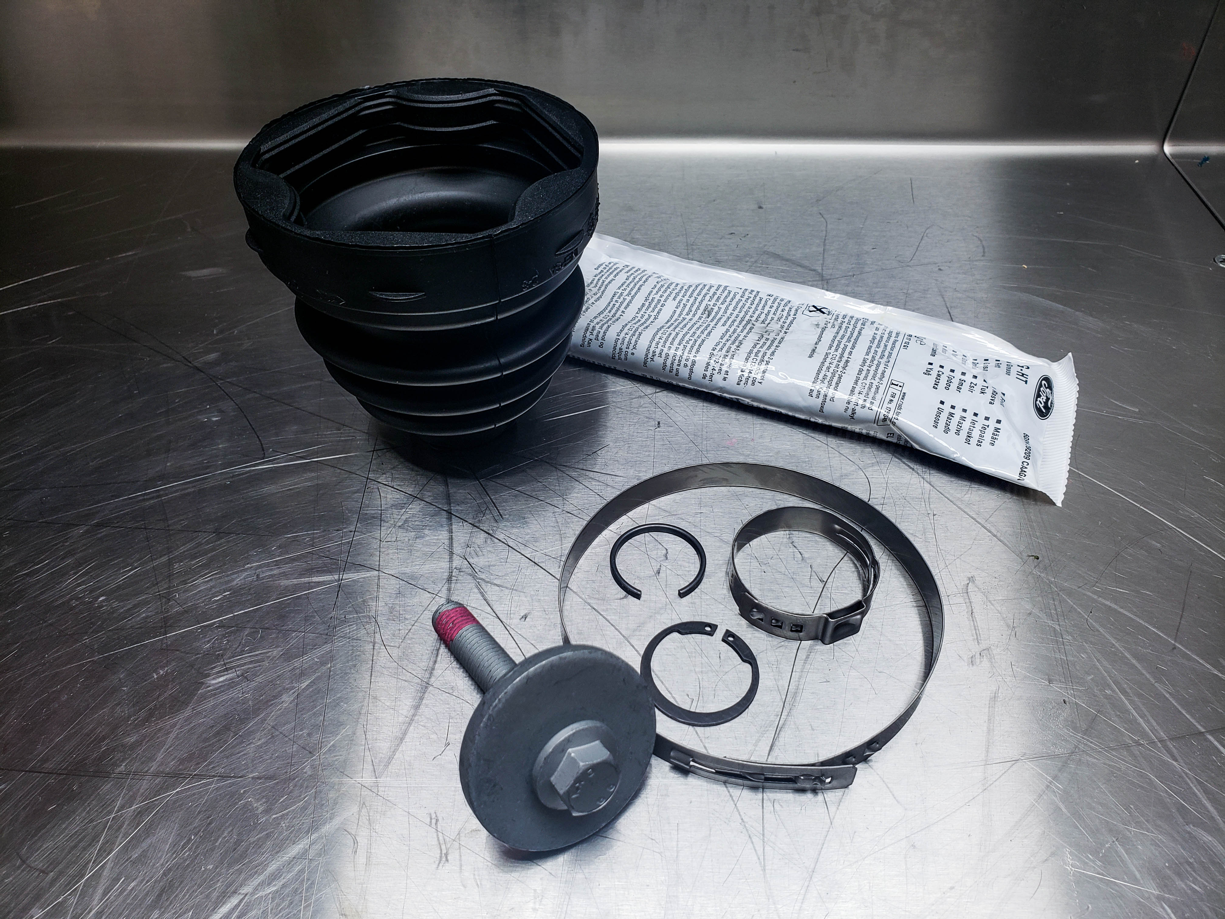 XR5 Inner CV Boot Kit GENUINE FORD - Focus On Performance