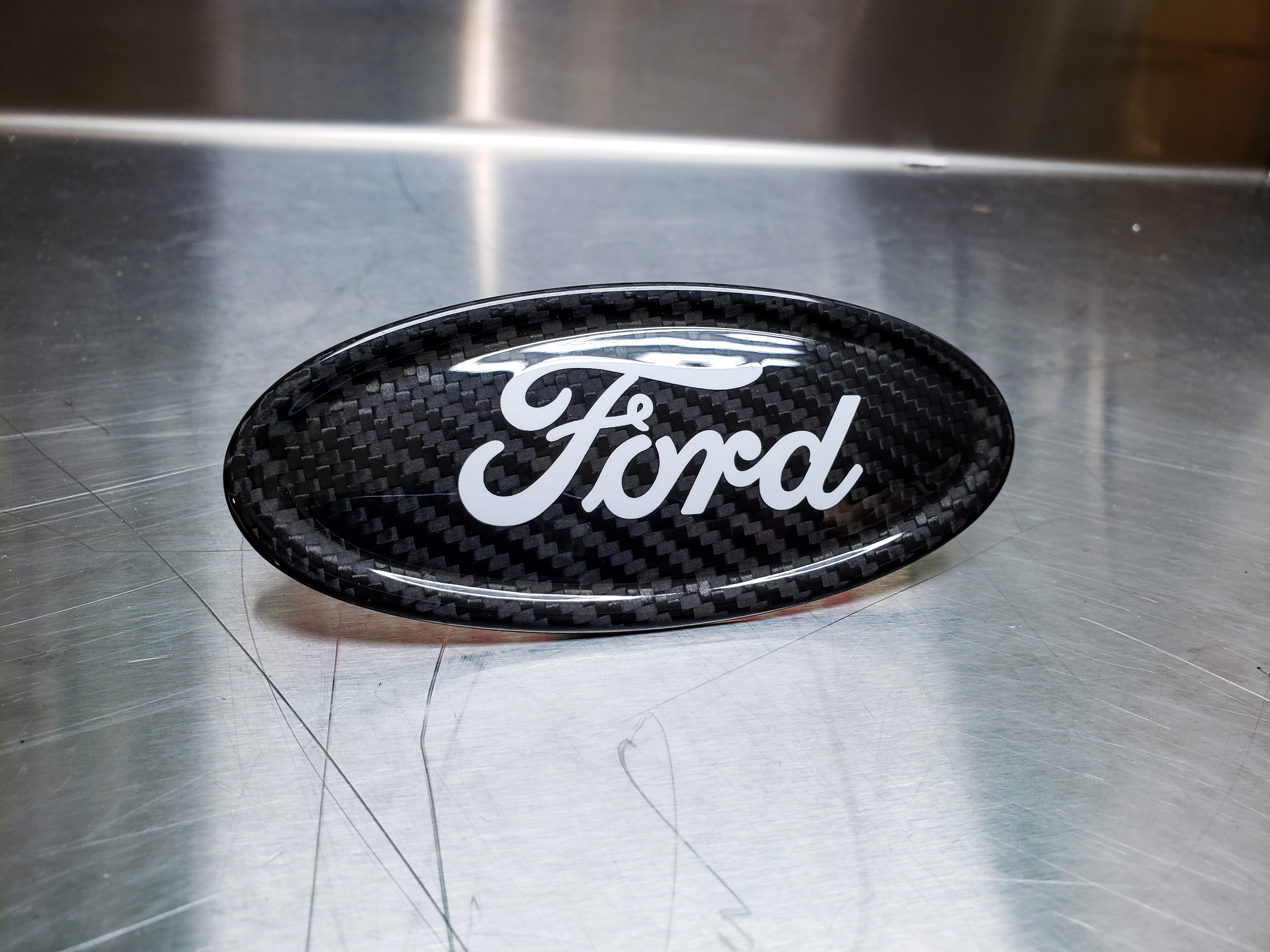 Focus mk3 Carbon fiber badge set WHITE - Focus On Performance