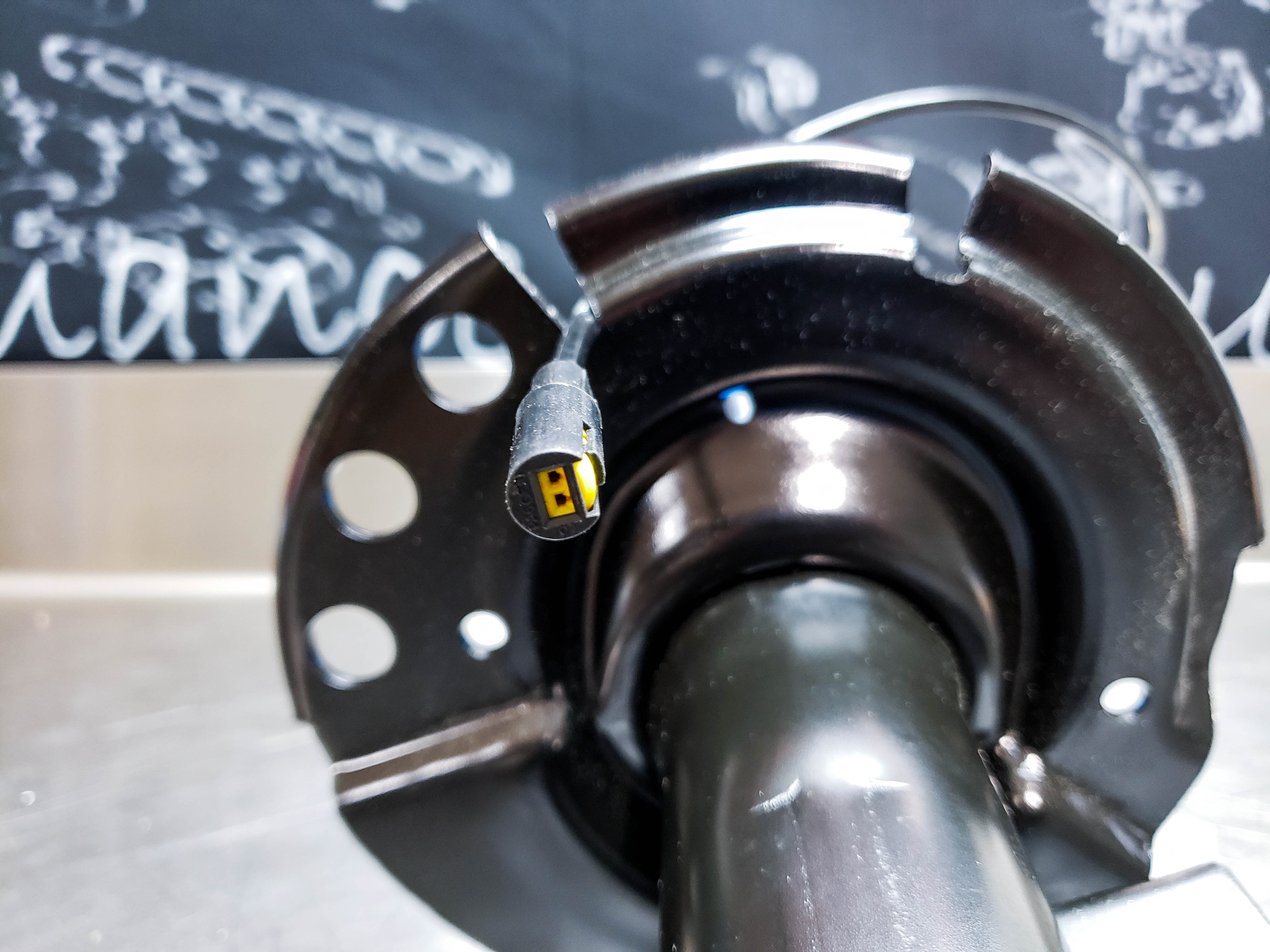 LHF Shock absorber RS mk3 GENUINE FORD - Focus On Performance