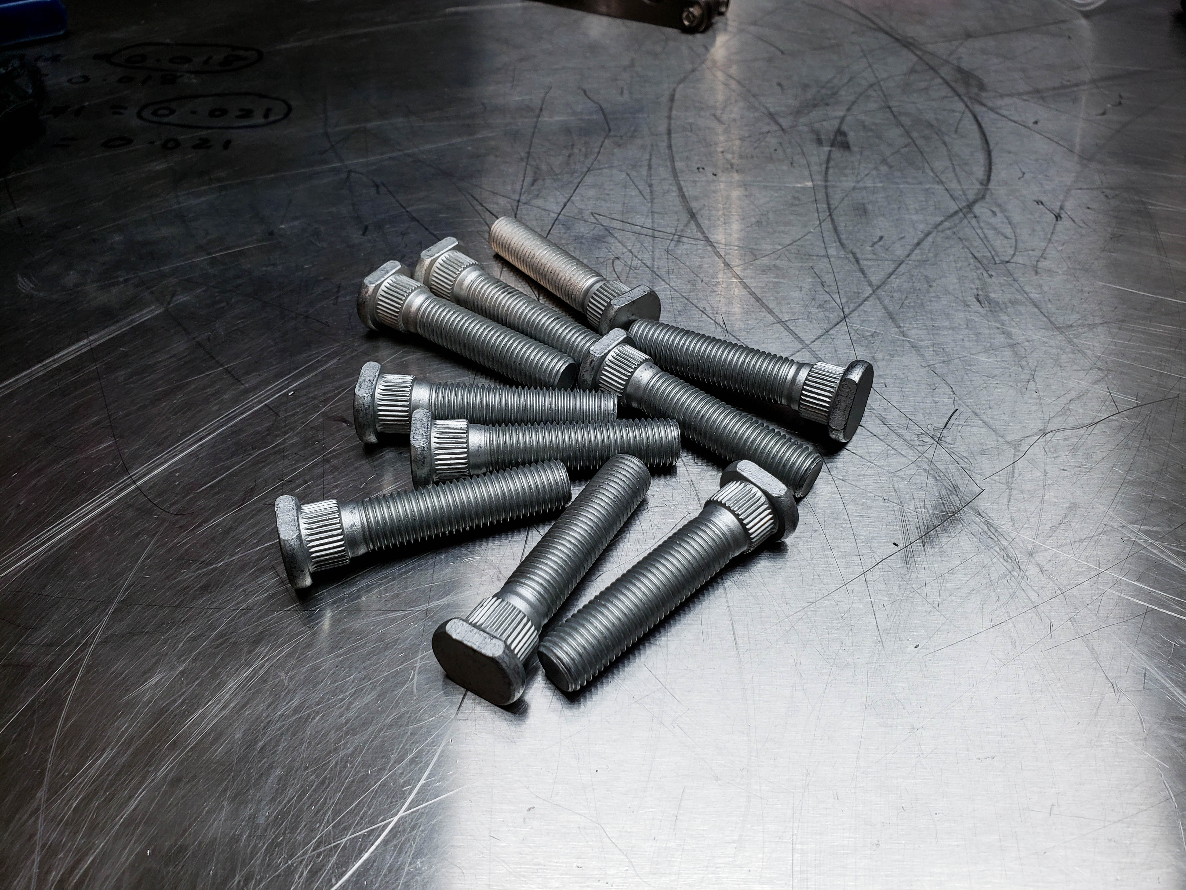 Larger Spline Extended Wheel Studs +10mm X20 - Focus On Performance