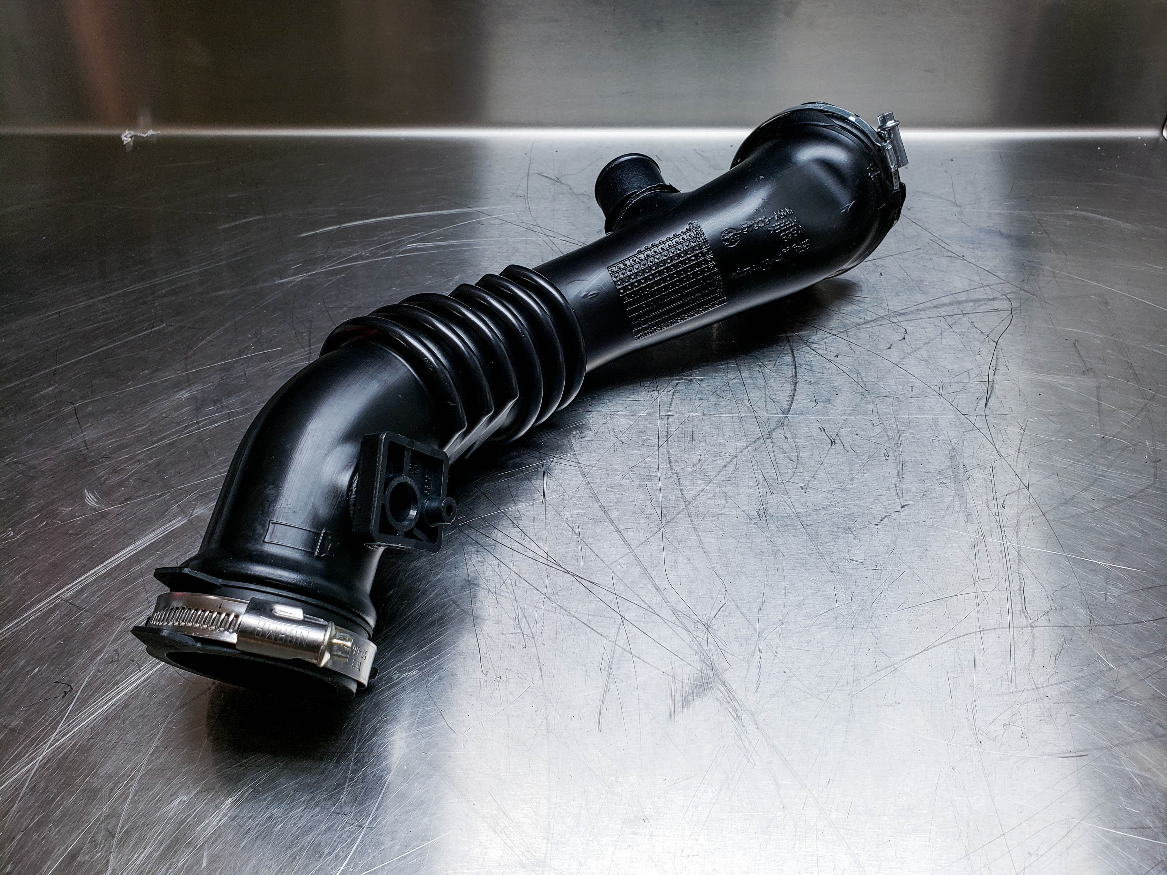 Cold Side Boost Pipe GENUINE FORD - Focus On Performance