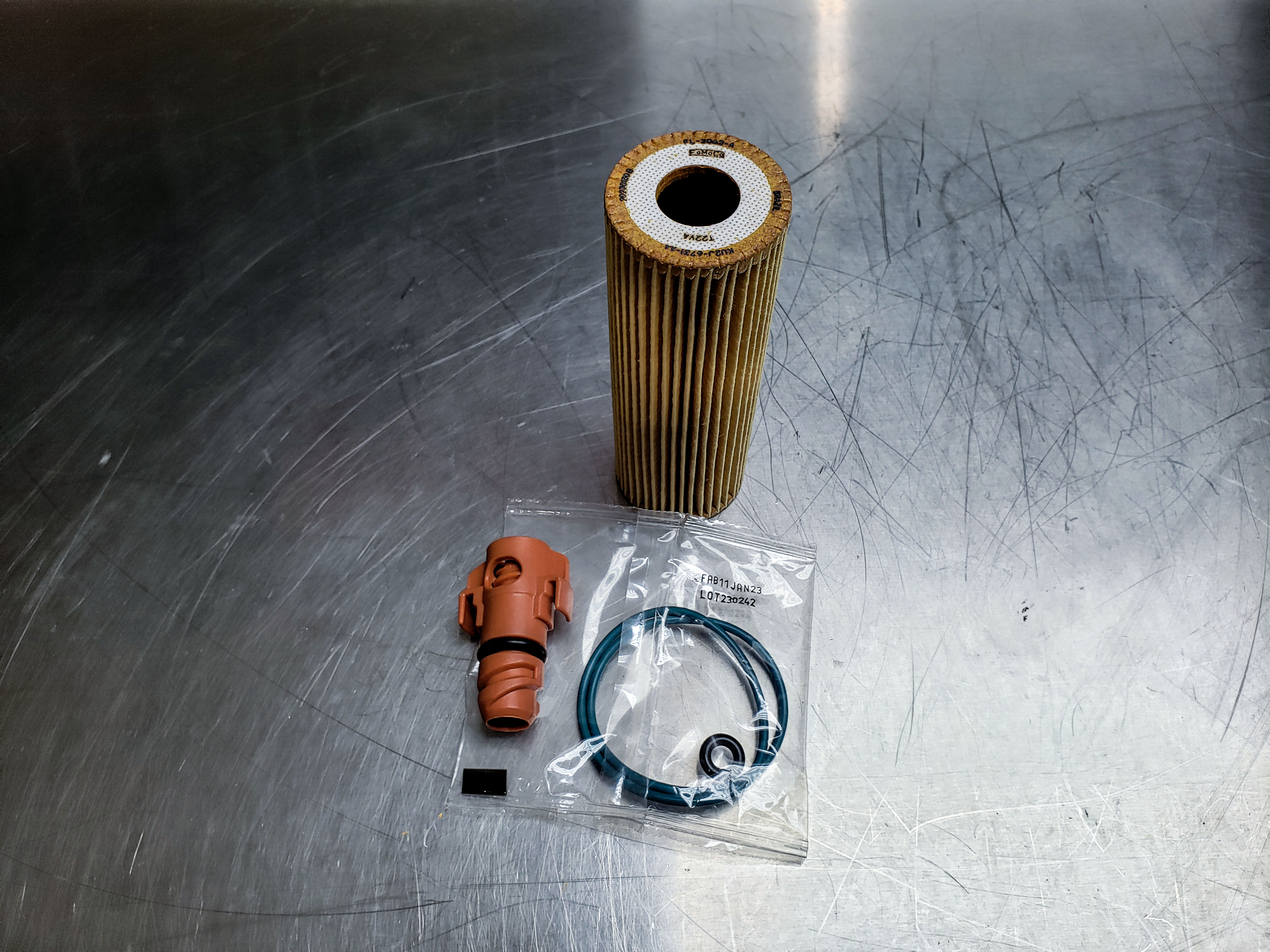Ranger Raptor Next Gen Oil Filter & vertical drain bung combo - Focus ...