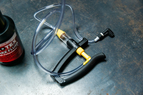 Reverse bleeder kit Xtreme Clutch - Focus On Performance