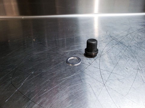 Sump Bung & Washer - Focus On Performance