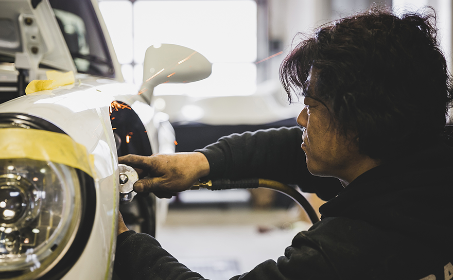 RWB OFFICIAL ONLINE SHOP | RWB T-Shirts | Hoodies | Caps | Model Cars