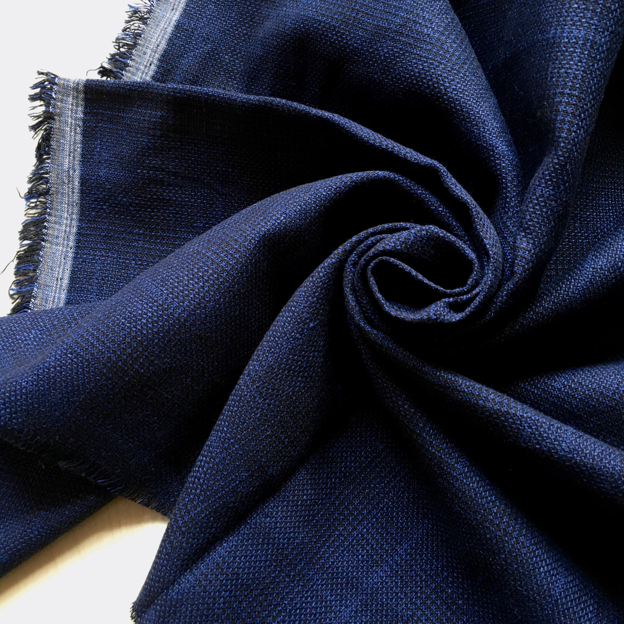 193gsm dark blue plaid linen, last 1.1m - WiththeWeave