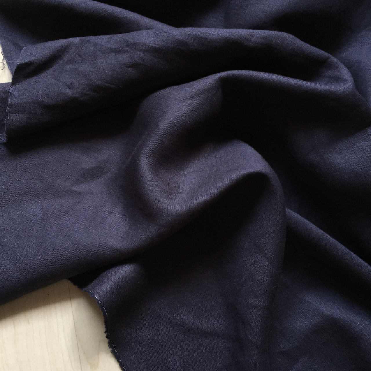 137gsm dark grey linen, last 1.15m - WiththeWeave