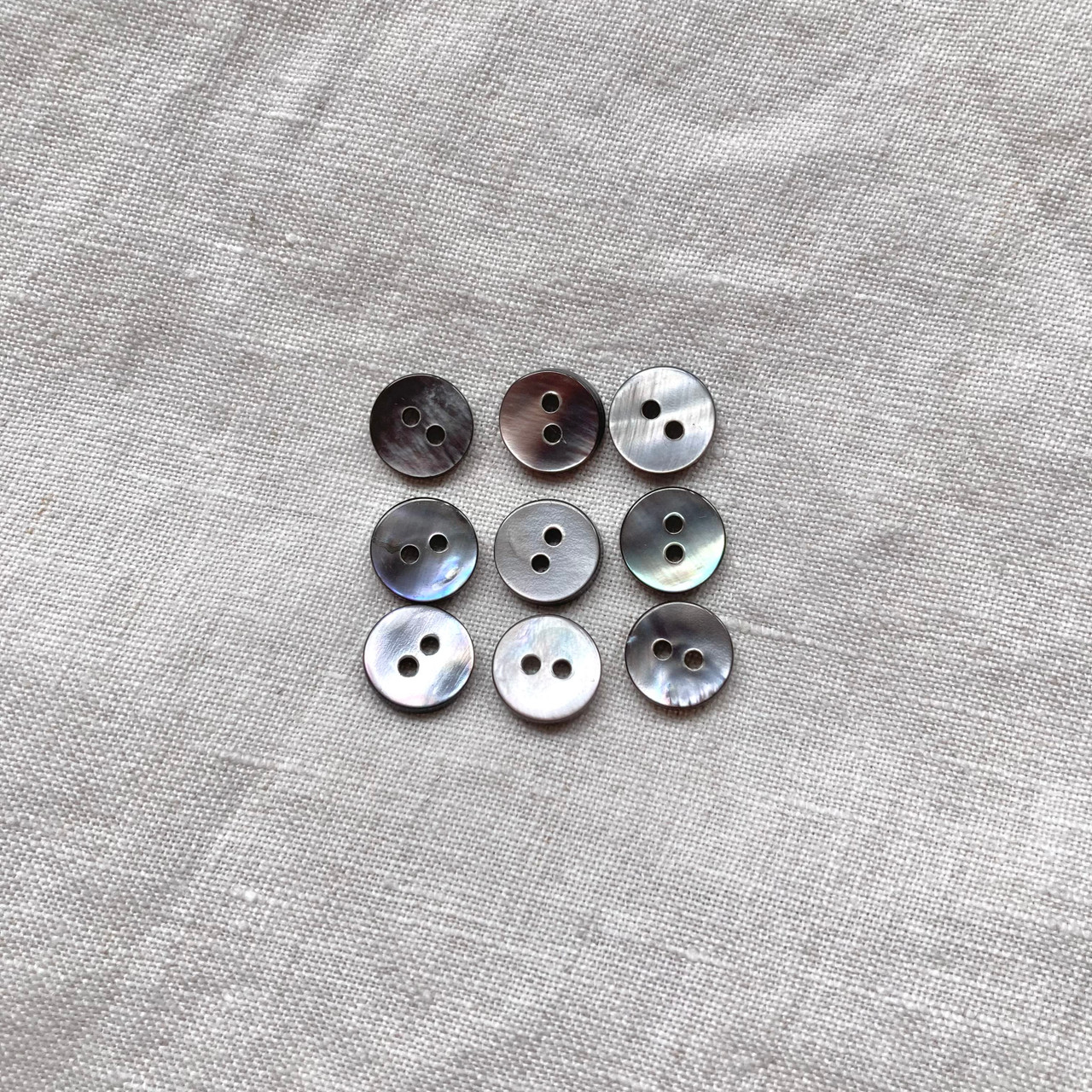 Shell buttons (10mm #2) - WiththeWeave