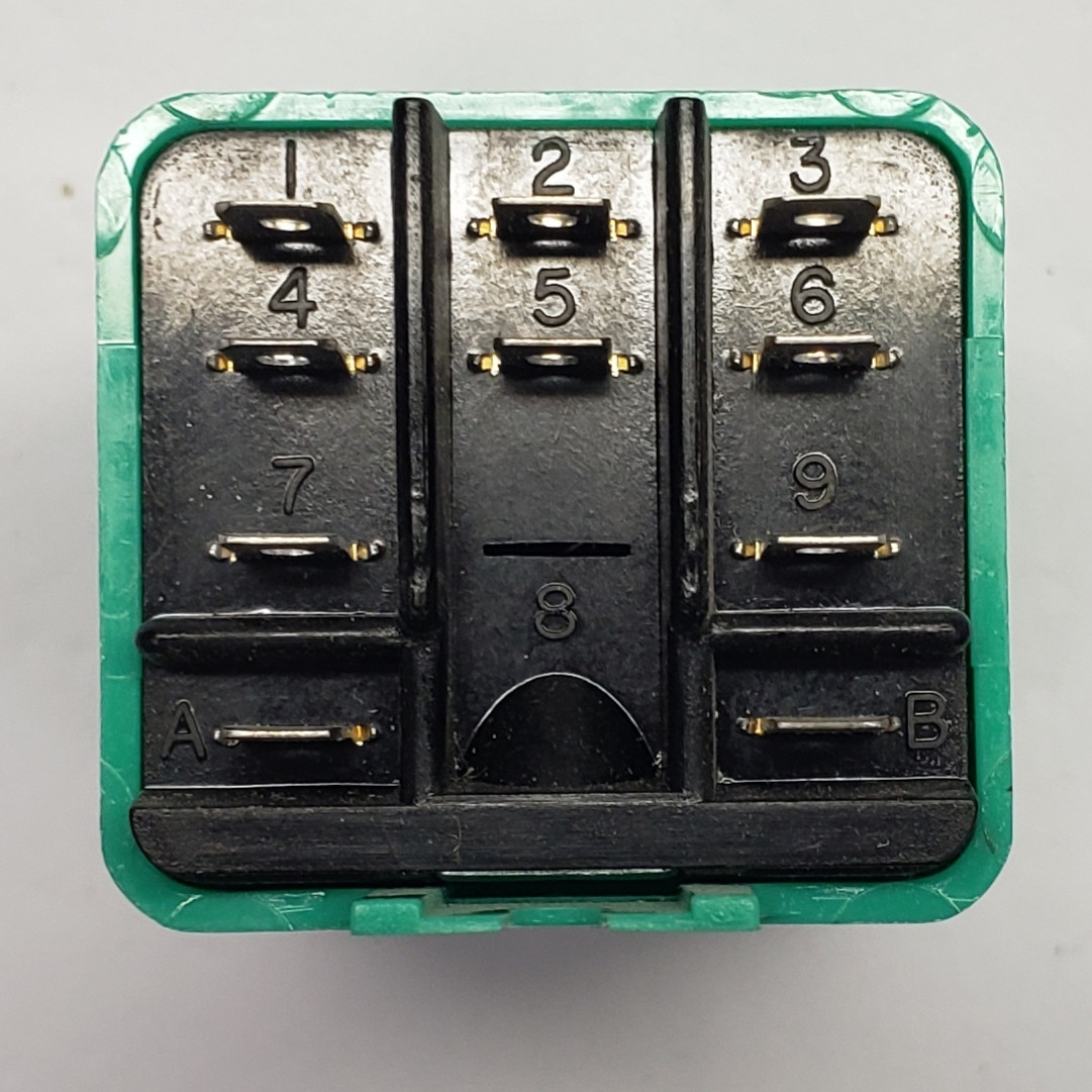 614-22U400 10 Amp Relay, Midtex, Te Connectivity, Green Case