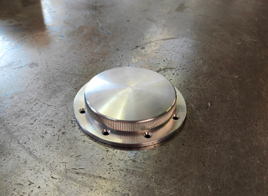 Suzuki TR750 Race Screw Fuel Cap, Aero Style