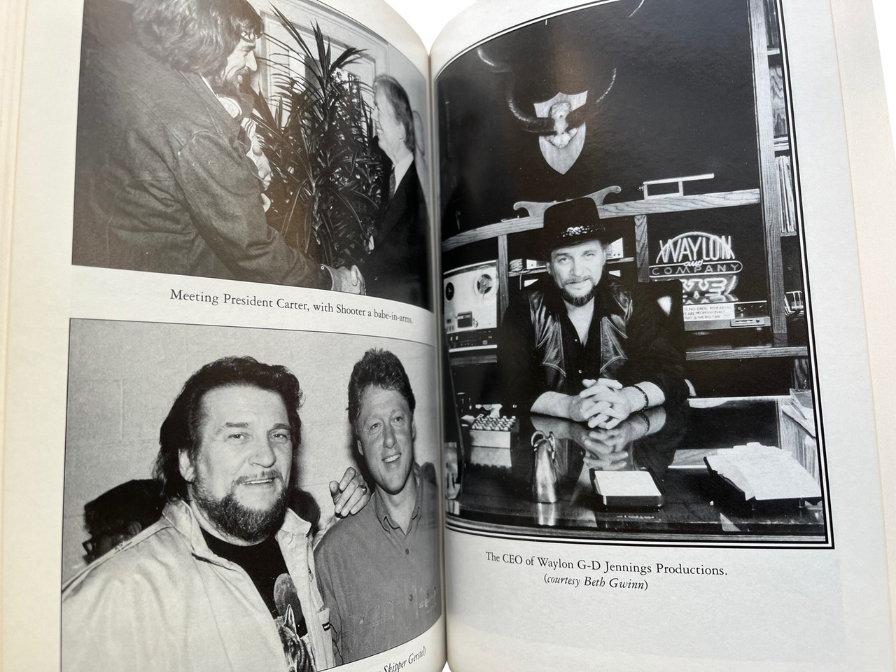 Waylon Jennings "Waylon: An Autobiography" Signed First Edition, First ...