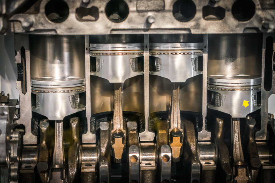 What is the Best Way to Store an Engine? - Petroleum Service Company