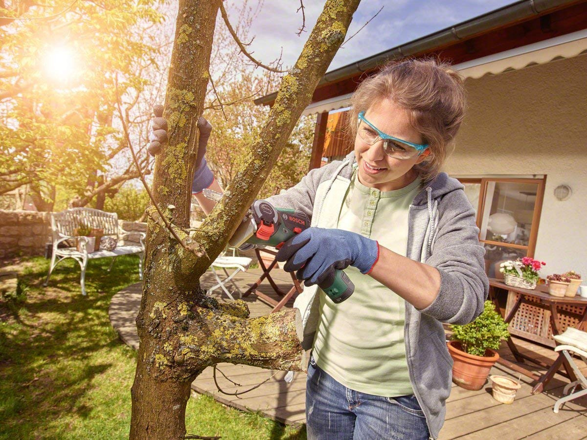 Bosch EasyCut 12V Cordless Nanoblade Saw - Buzz Retailer