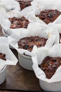 Individual Christmas Cakes Recipe | Sarah Raven