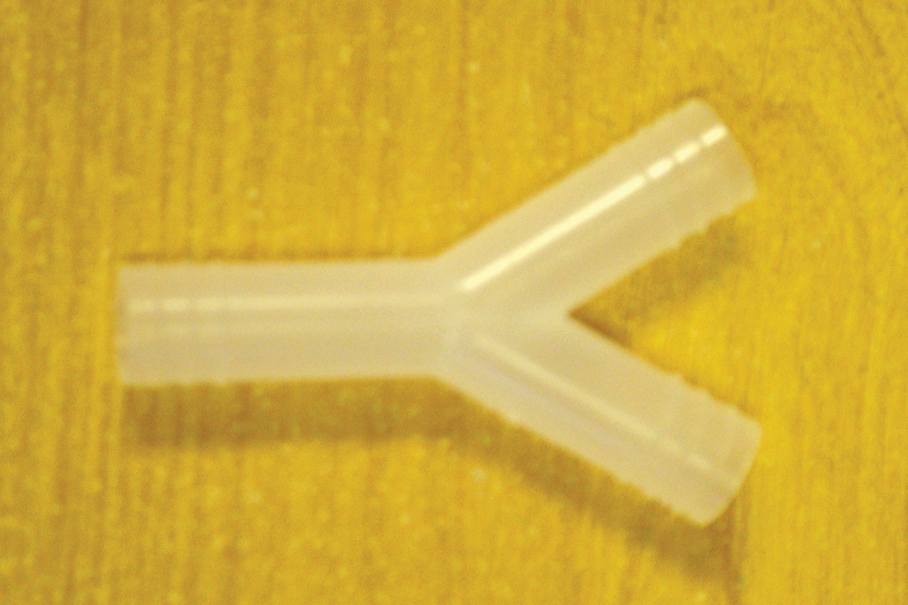 1/2 Y Hose Connector