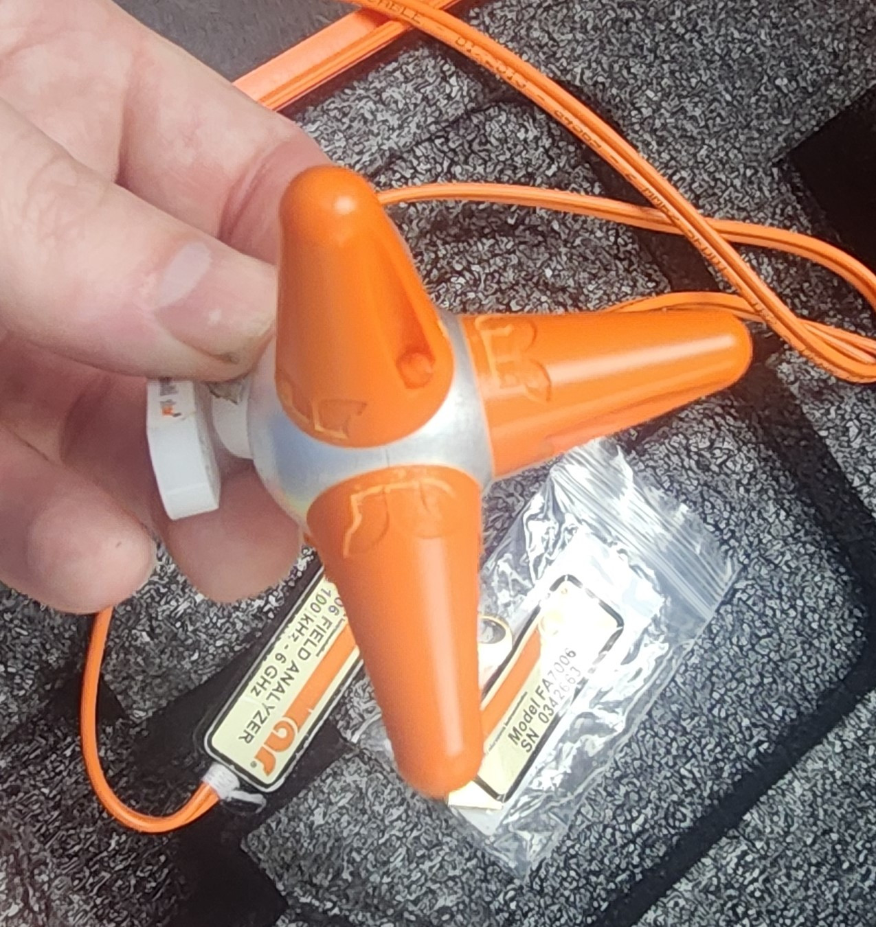 Amplifier Research (AR) FL7006 Electric Field Probe Kit, 100 kHz - 6 ...