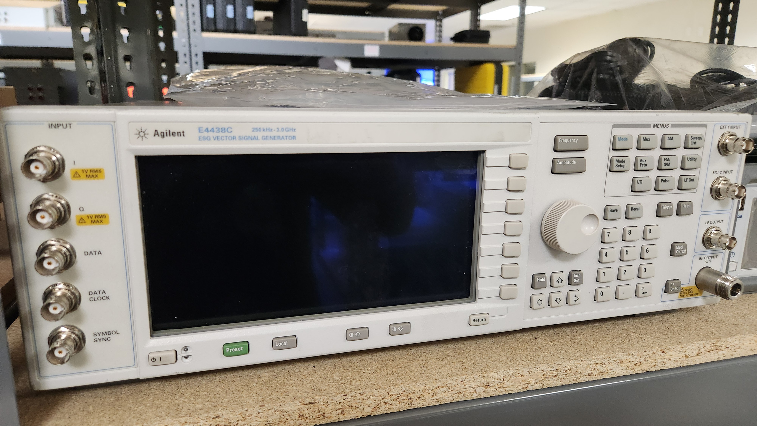 Agilent N5181A Analog Signal Generator