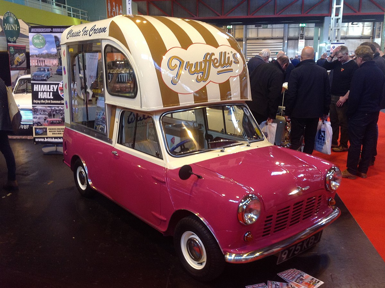 150 Morris Mini Icecream Van Pink Uk