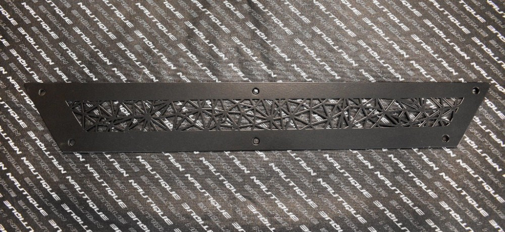 PLATE AFT DECK VENT COVER BLACK