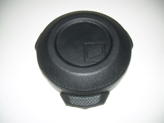 STEERING WHEEL CENTER CAP - Nautiqueparts.com