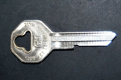 55 56 57 58 59 60 61 62 63 64 Chevy Key Blank NOS - I-5 Classic Chevy