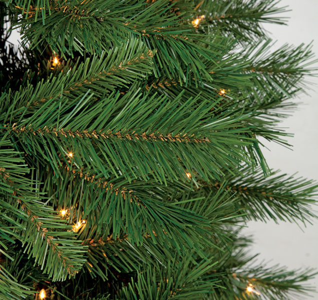 7.5 Foot Noble Flat Trees with Lights | Autograph Foliages