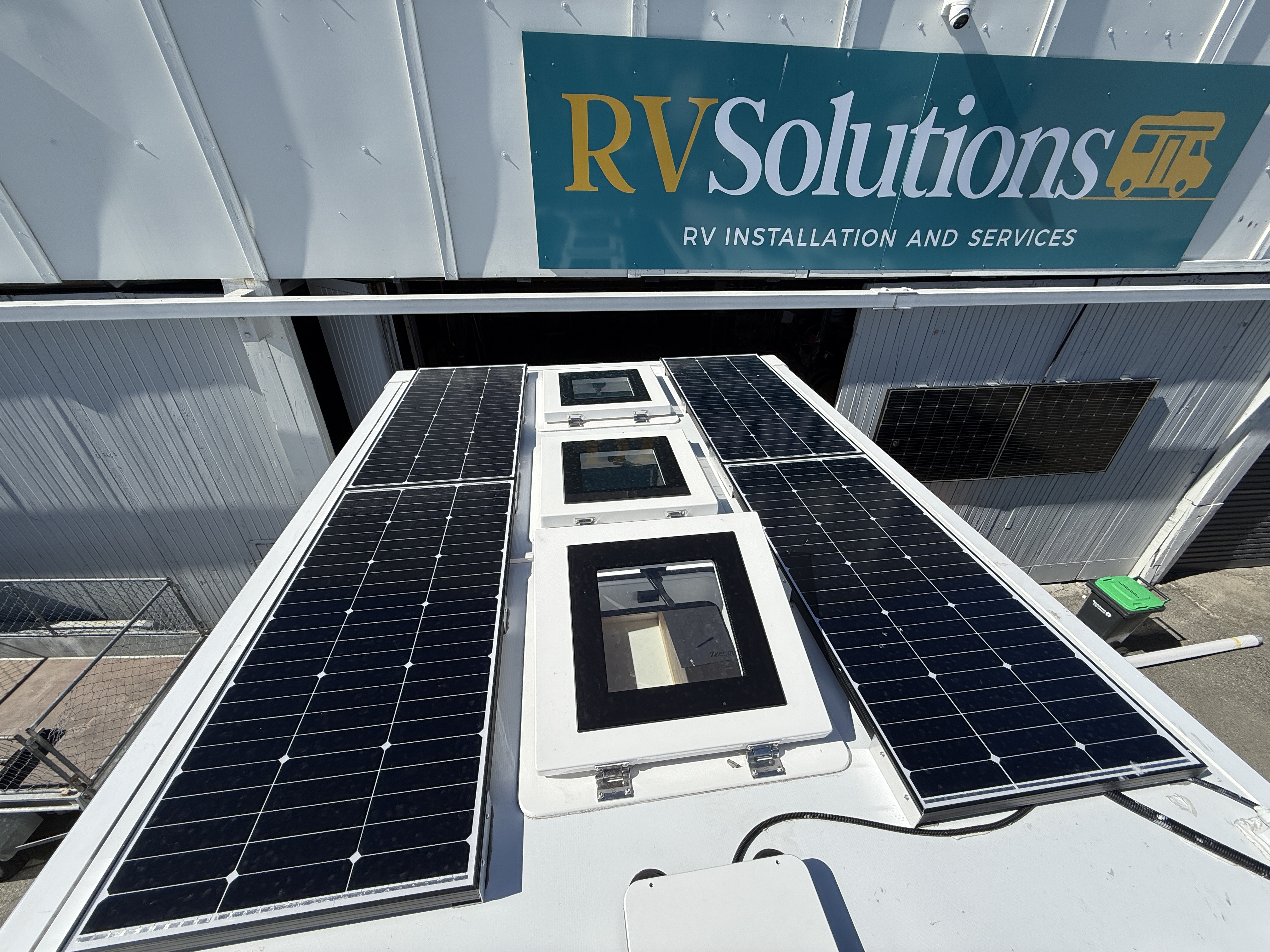 Complete Motorhome Solar System Guide - RV Solutions