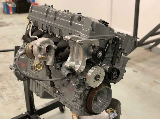 Mercedes OM606 High-Performance Turbo Diesel Engine & 6-Speed ...