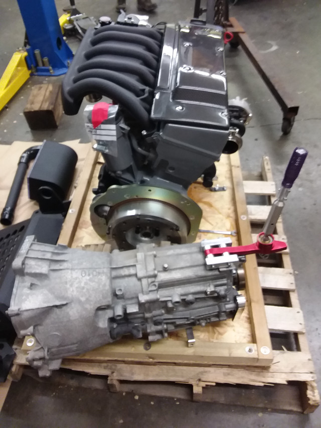 Mercedes OM606 High-Performance Turbo Diesel Engine & 6-Speed ...