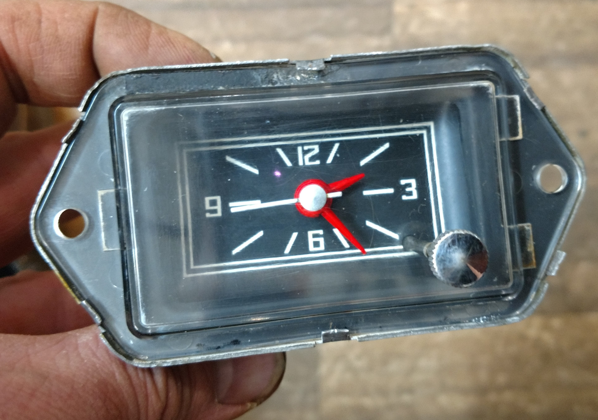 1969-1973 AMC clock, 1969-70 Rebel; 1969-73 Ambassador; 1971-73 Matador