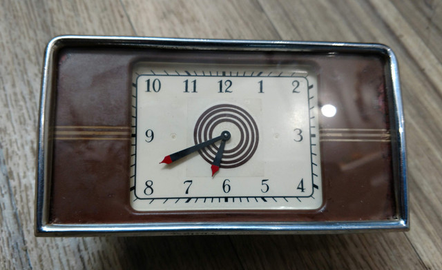 1938 Pontiac Clock 6,8 Reconditioned RARE! Classic Car Clock Vintage ...
