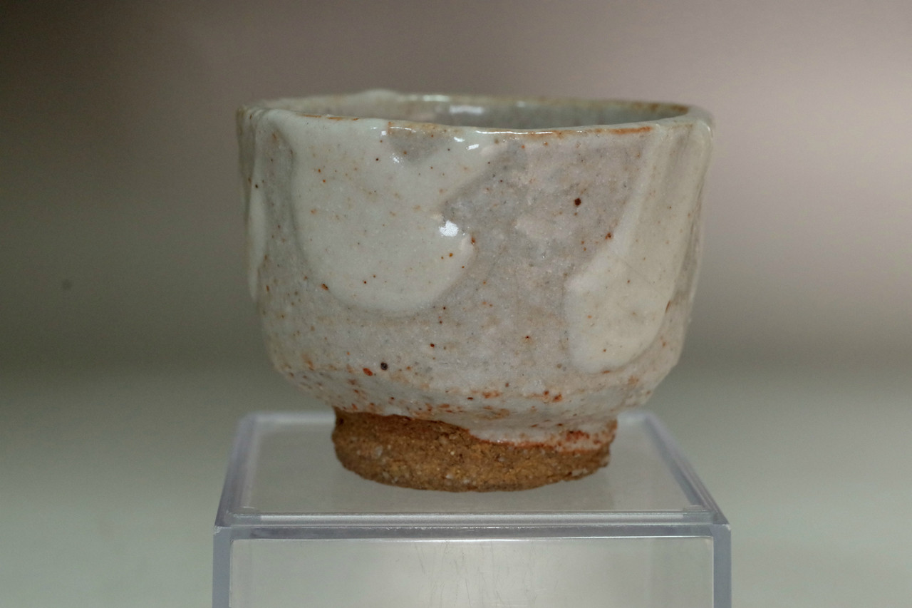 Kato Tokuro (1896-1985) Vintage shino pottery sake cup #4458 - Antique ...